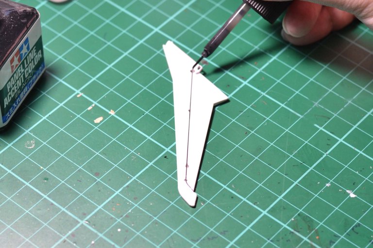 Gunpla Panel Lining Tutorial – Gunbies